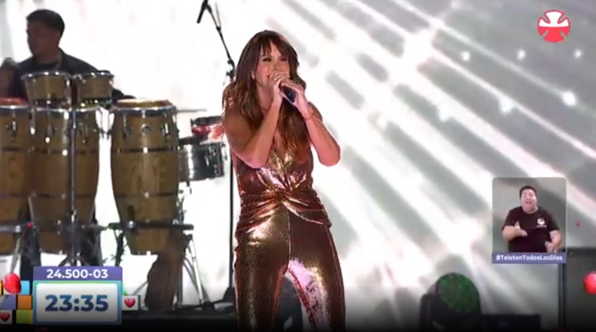 Con sus grandes éxitos: Lucero se llena de aplausos en el cierre de la Teletón 2025 - Mega